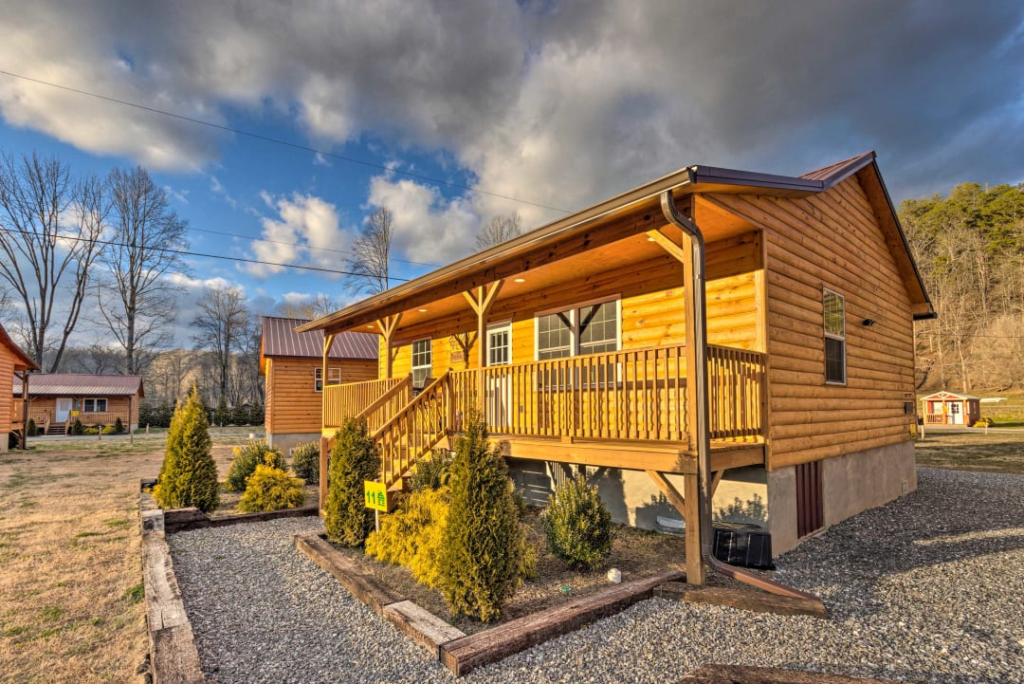 Bryson City Cabin Rentals | Smoky Mountain Cabins | Ela Shores Cabins